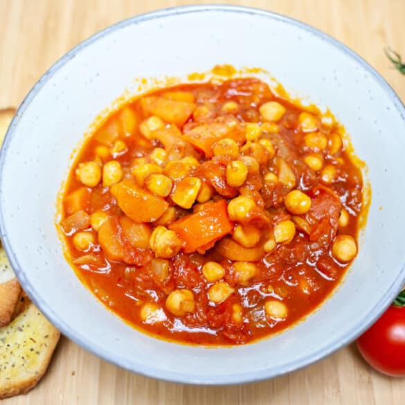 Greek Fisherman's soup (Kakavia) - Vicki's Greek Recipes