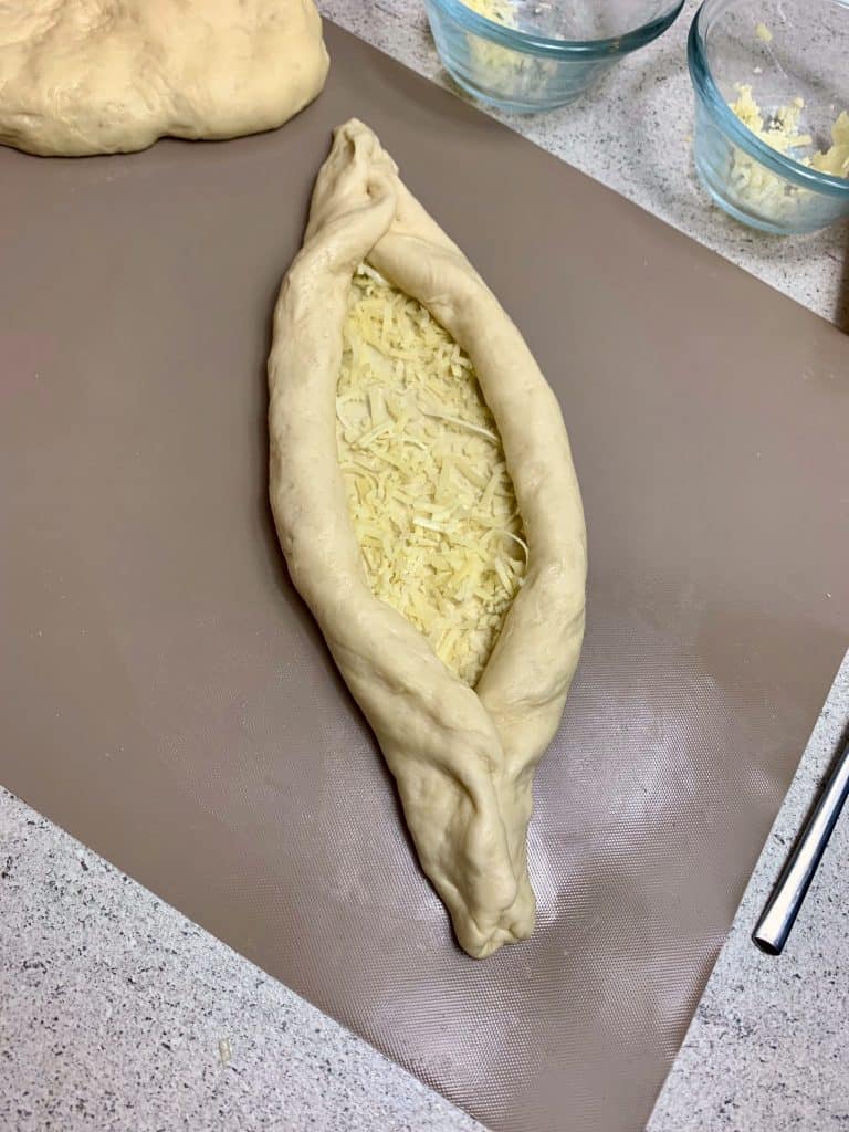 Easy small Greek pizza (Peinirli) - Vicki's Greek Recipes