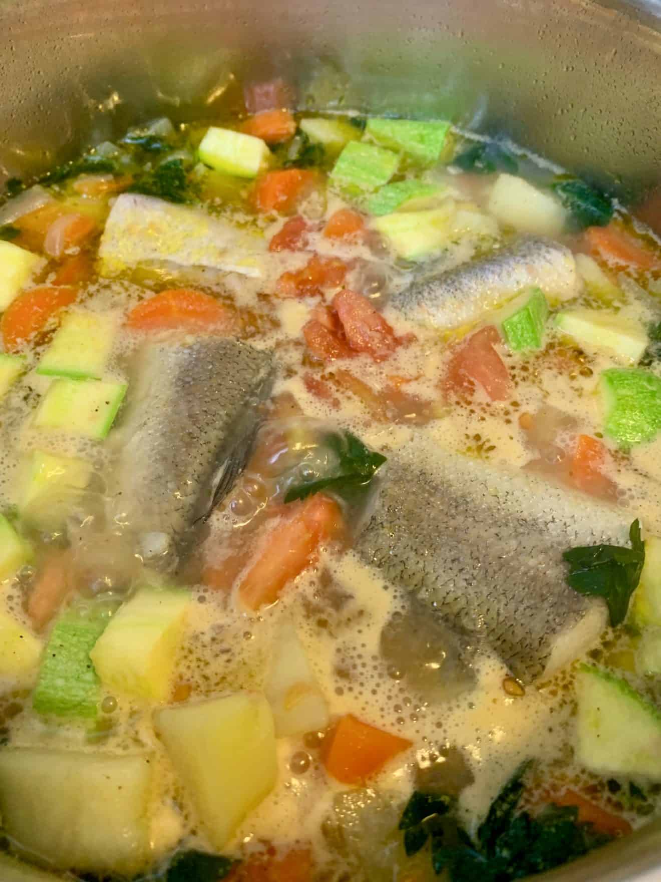 Greek Fisherman's soup (Kakavia) - Vicki's Greek Recipes