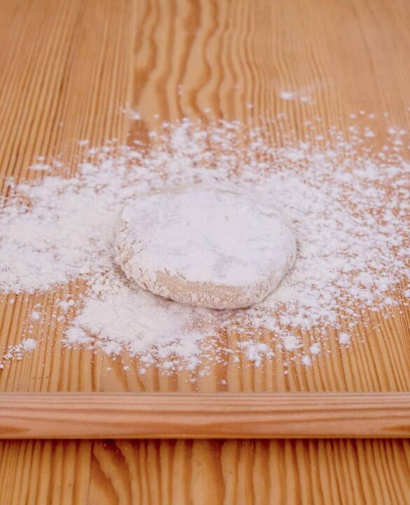 Milinoudia (Greek mini pan fried Feta cheese pies) - Vicki's Greek Recipes