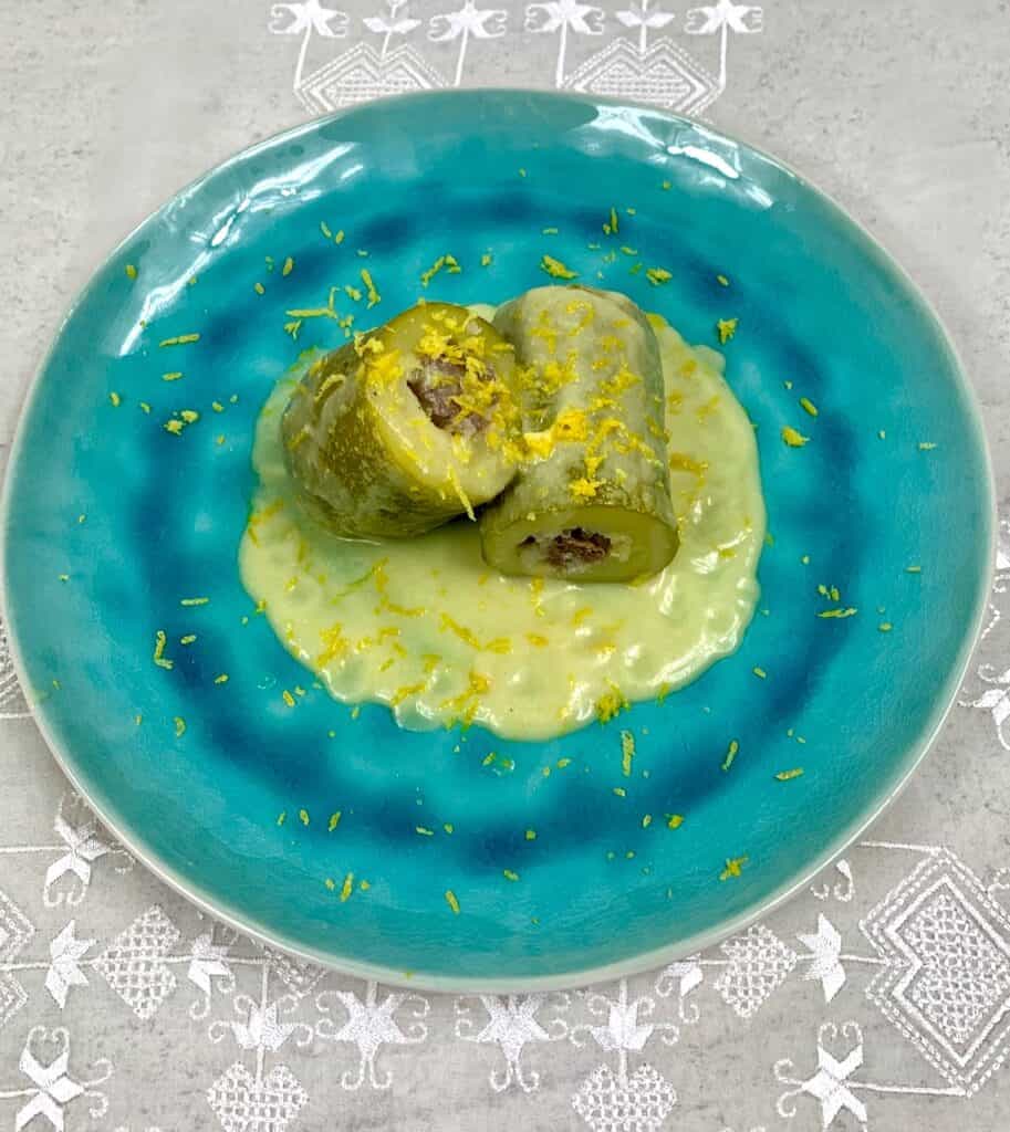 Stuffed zucchini in egg lemon sauce ( kolokithakia avgolemono) - Vicki ...